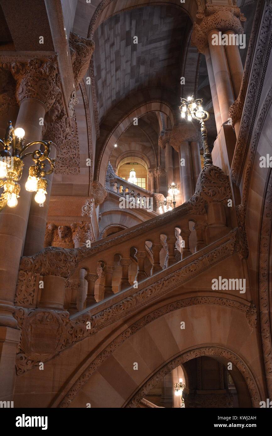 The beautiful and iconic Million Dollar staircase in the New York State ...