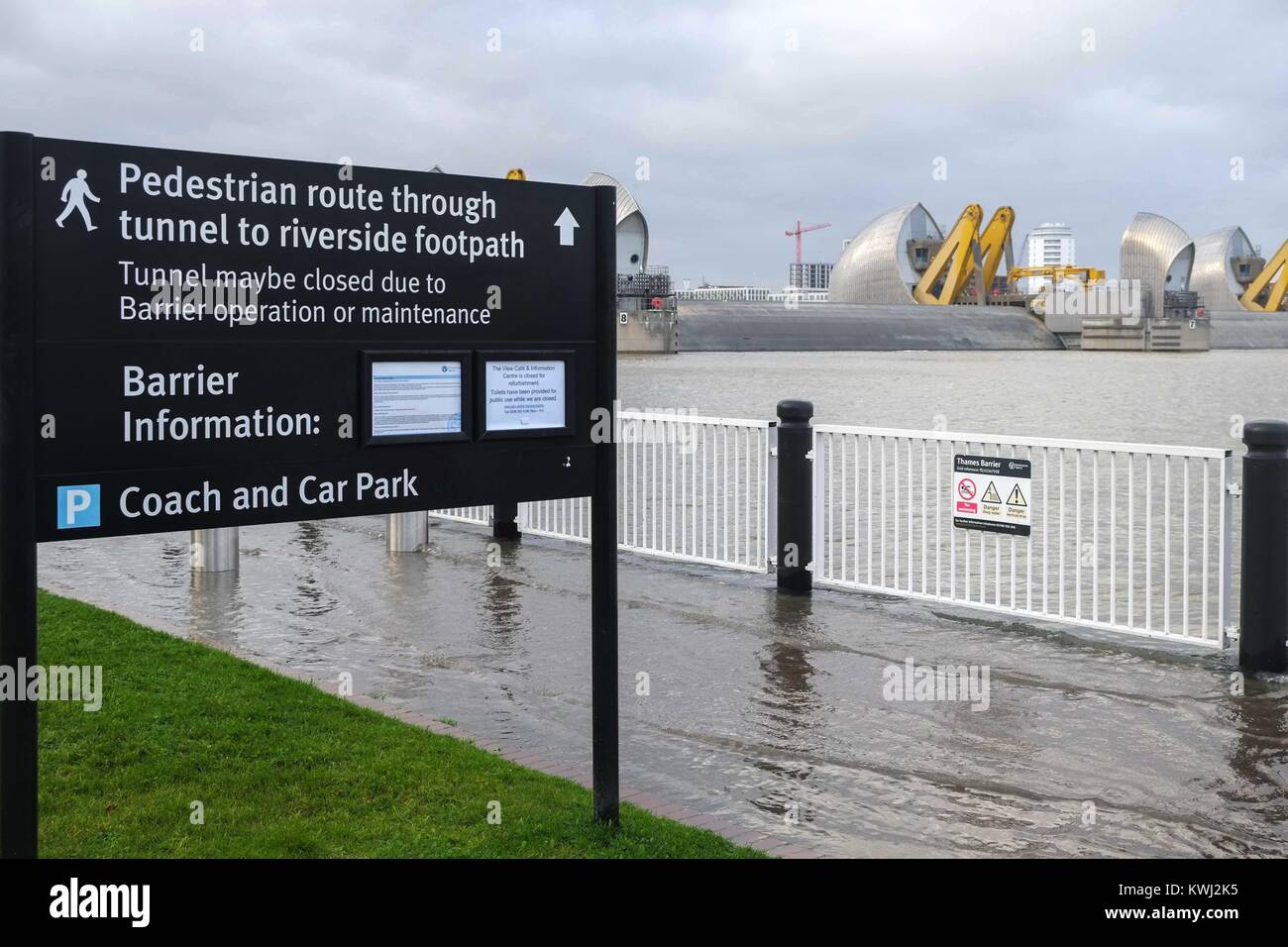 Thames Barrier Closed High Resolution Stock Photography and Images - Alamy