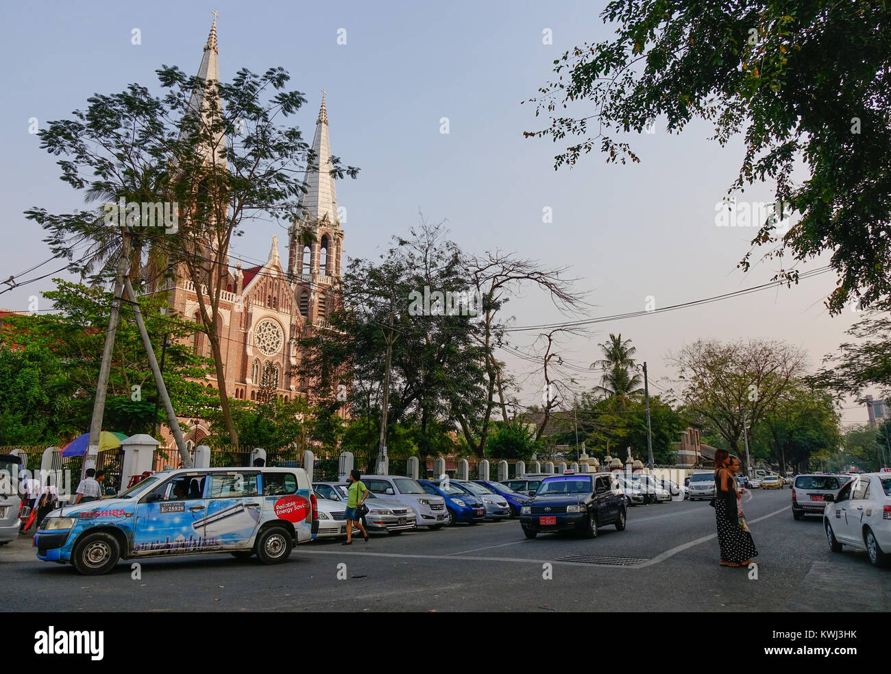 Emergency stop on motorway hi-res stock photography and images - Alamy