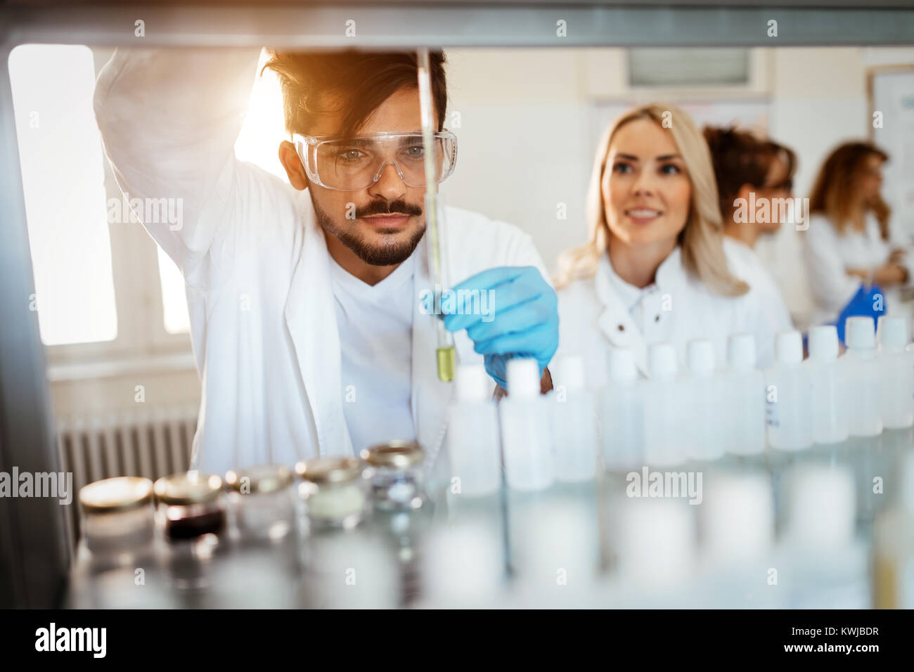 Scientist working at the laboratory Stock Photo - Alamy