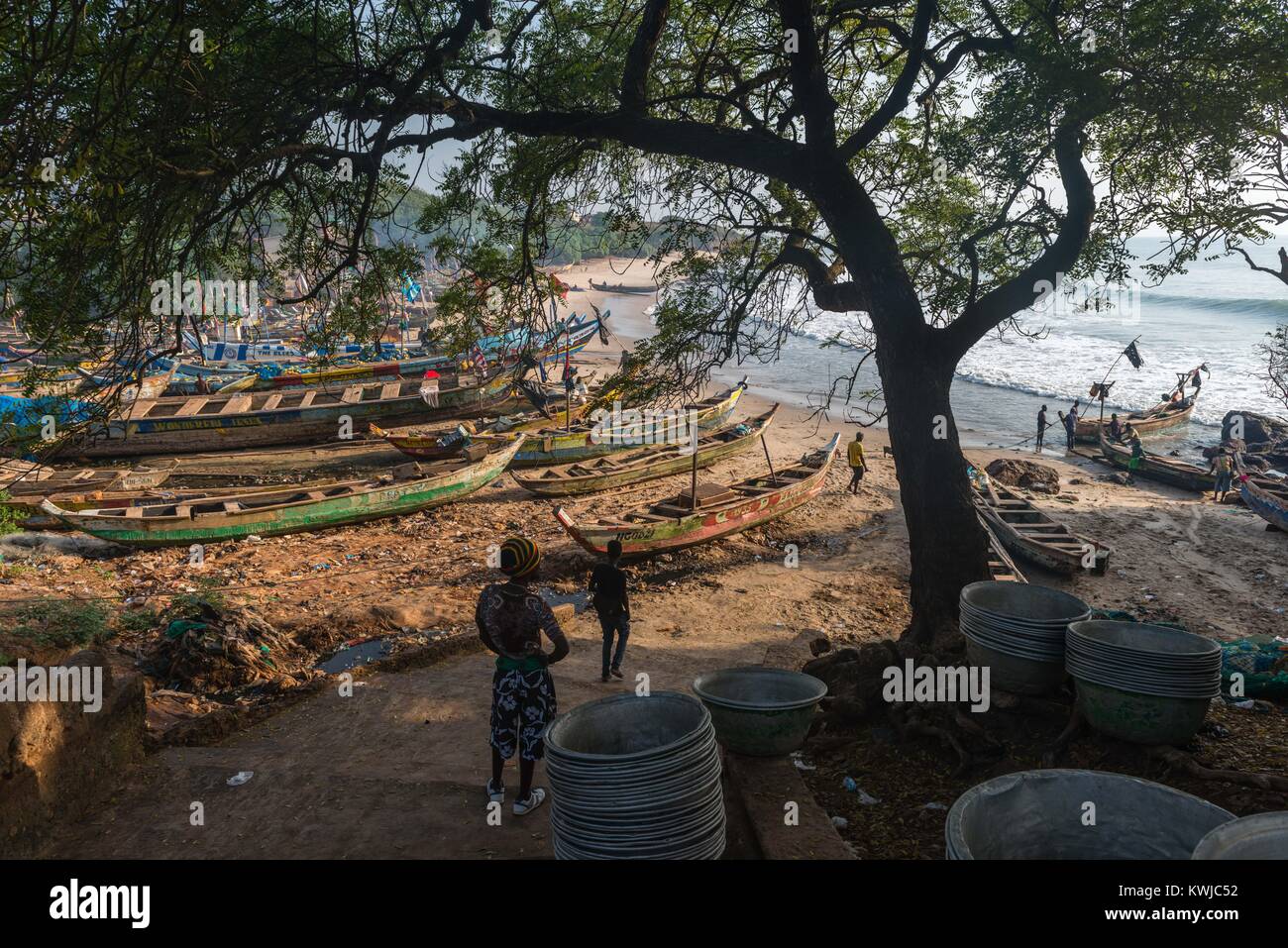 Ghana boats High Resolution Stock Photography and Images - Alamy