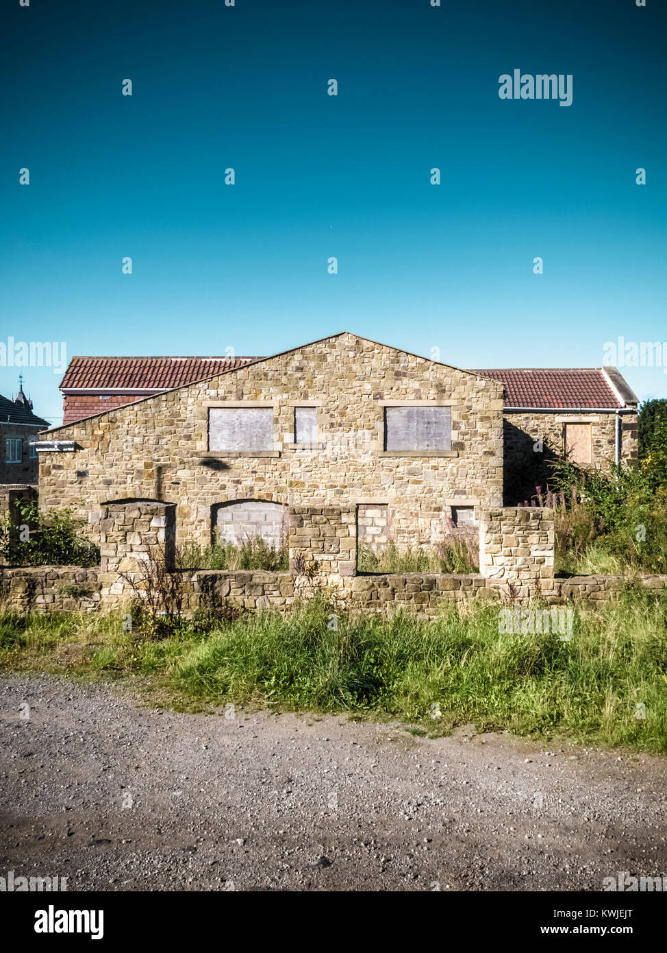 House Boarded Up Windows High Resolution Stock Photography and Images - Alamy