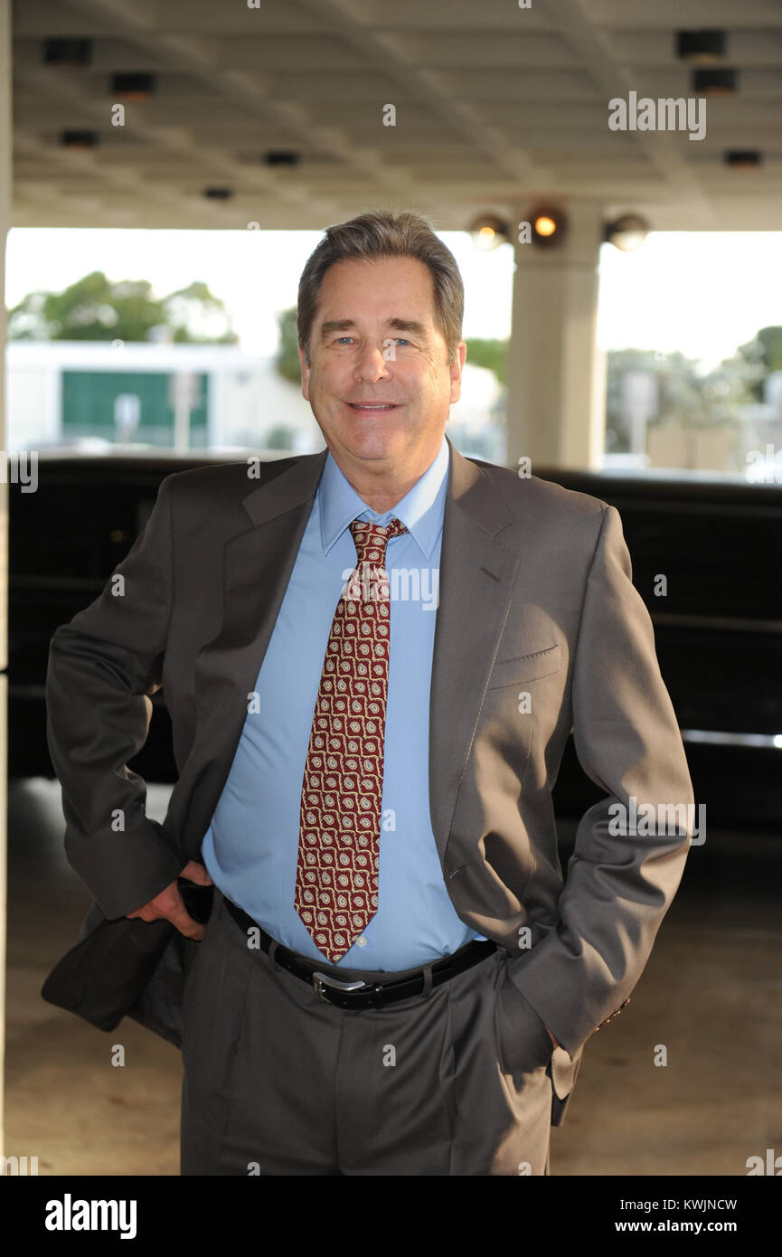 FORT LAUDERDALE, FL - OCTOBER 21 : Actor Beau Bridges Dennis Haysbert ...