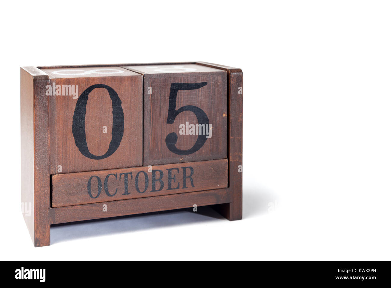 Wooden Perpetual Calendar set to October 5th Stock Photo - Alamy
