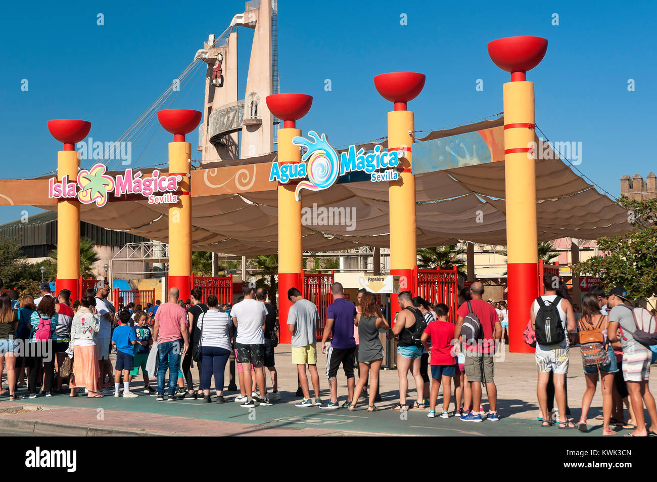 Tourist attractions in seville hi-res stock photography and images - Alamy