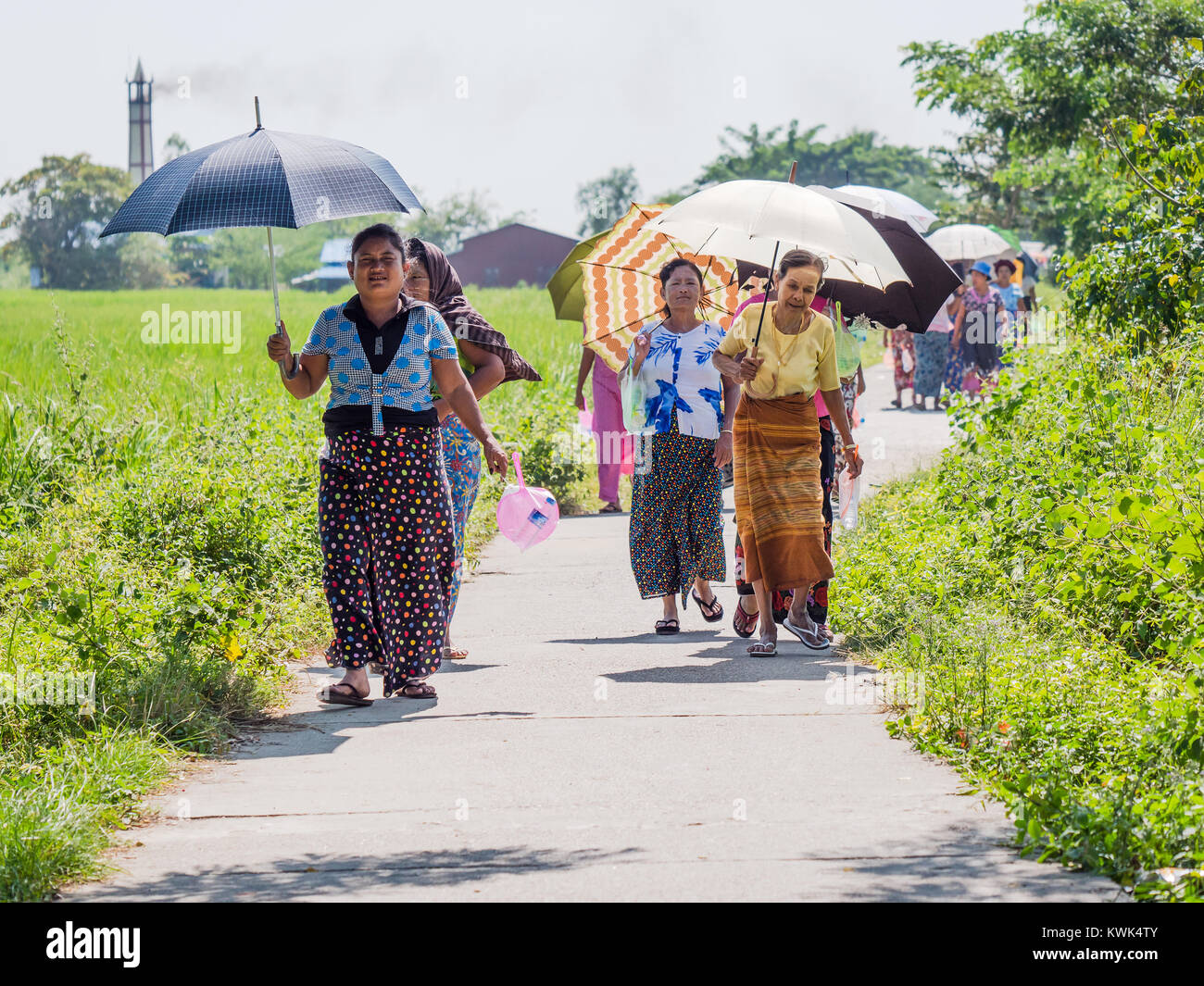 Myanmar funeral procession hi-res stock photography and images - Alamy