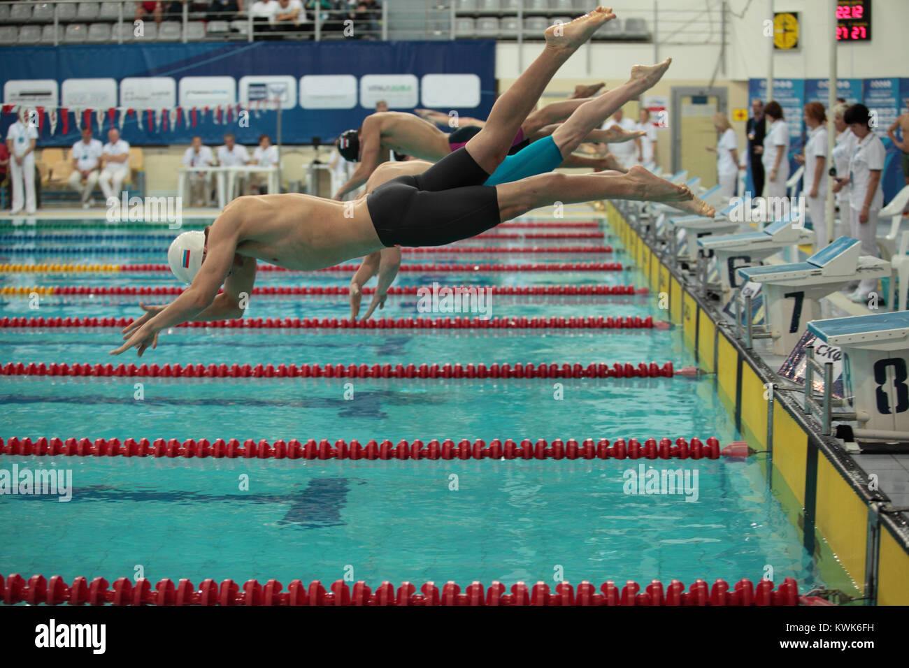 Strong swimmers hi-res stock photography and images - Alamy