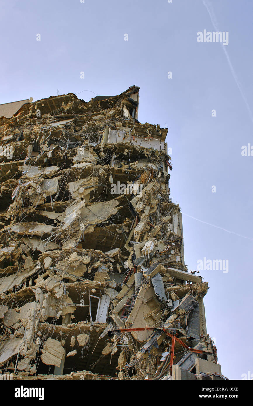 Concrete half way hi-res stock photography and images - Alamy