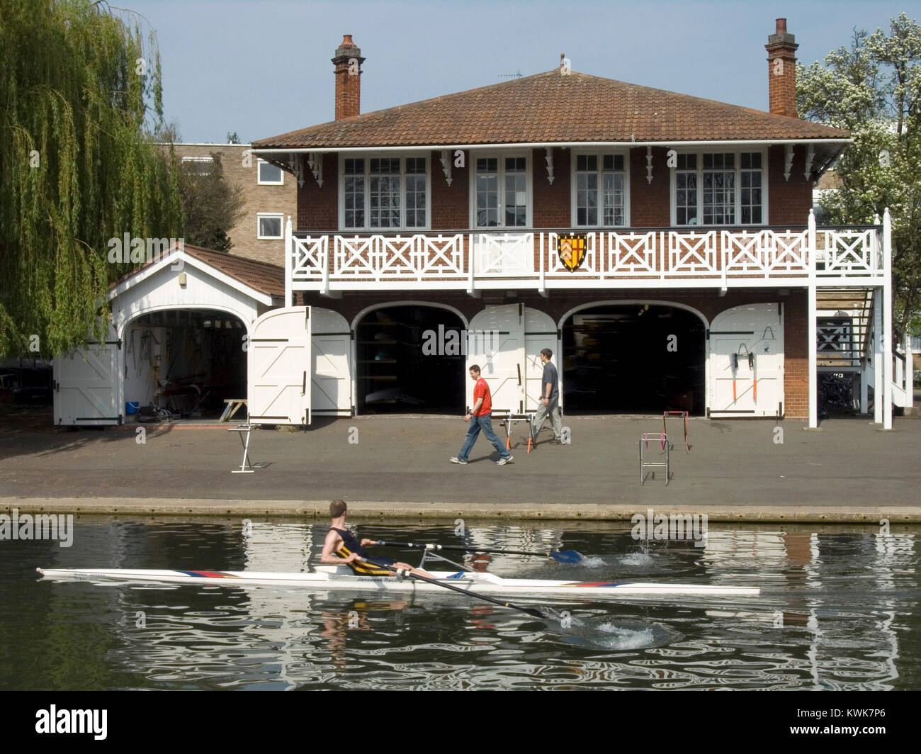 College cambridge rowing hi-res stock photography and images - Alamy