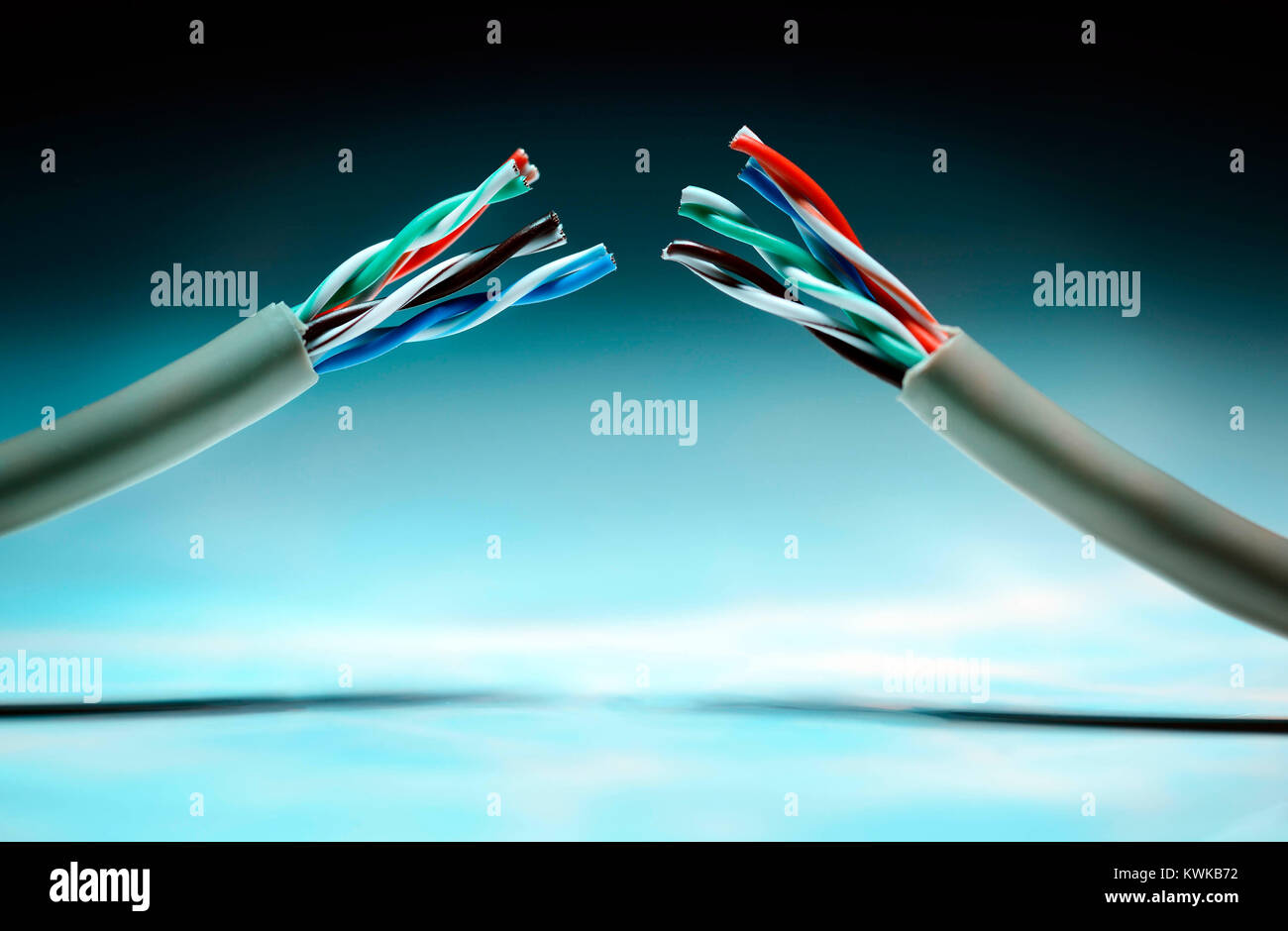 Cable safe hi-res stock photography and images - Alamy