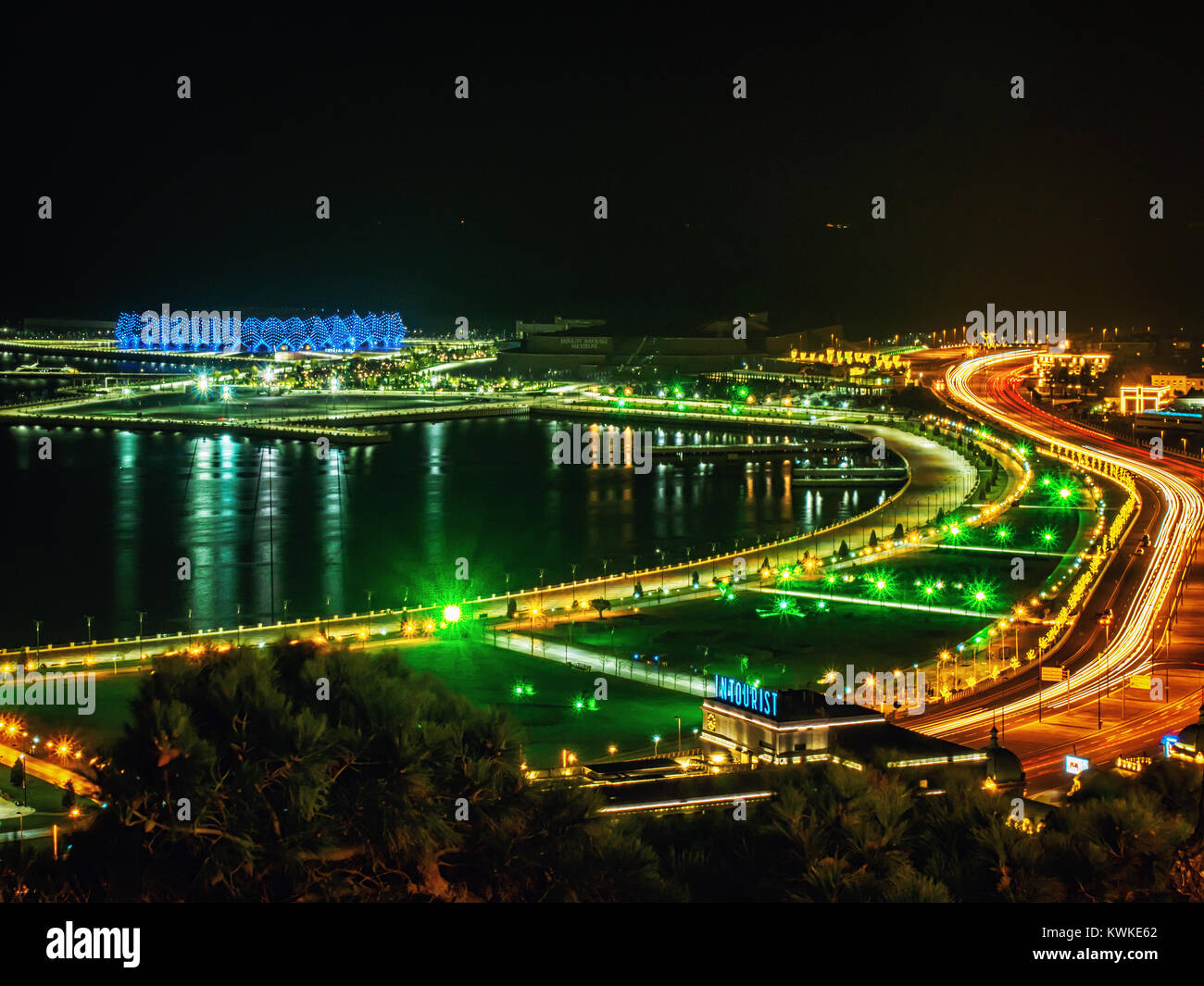 Baku street view hi-res stock photography and images - Alamy