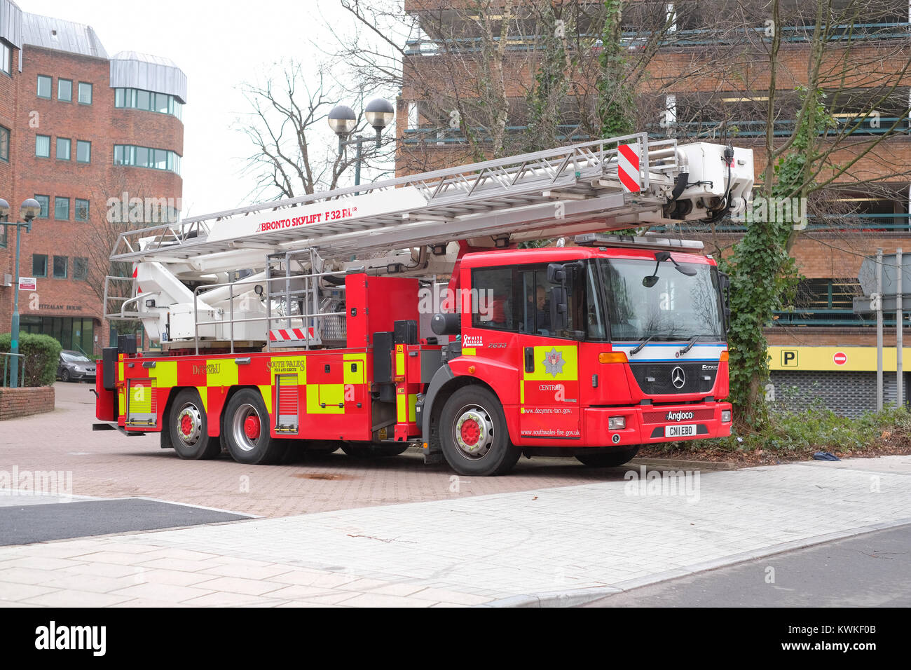 January 2018 - Bronto Skylift F 32 R high reach extending platform Fire ...