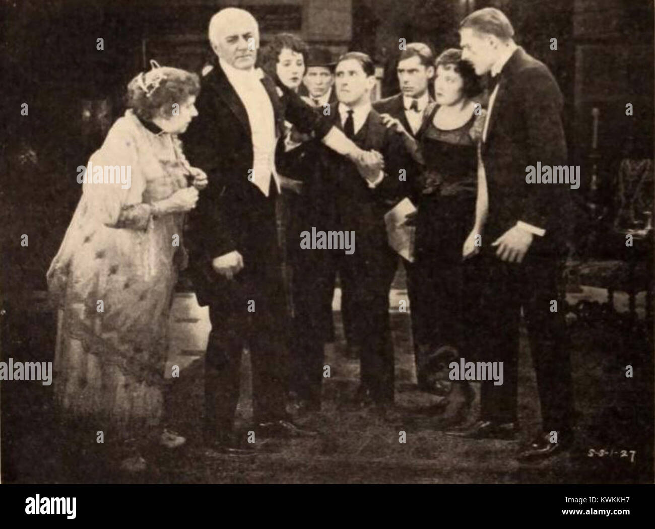 Domesticscene hi-res stock photography and images - Alamy