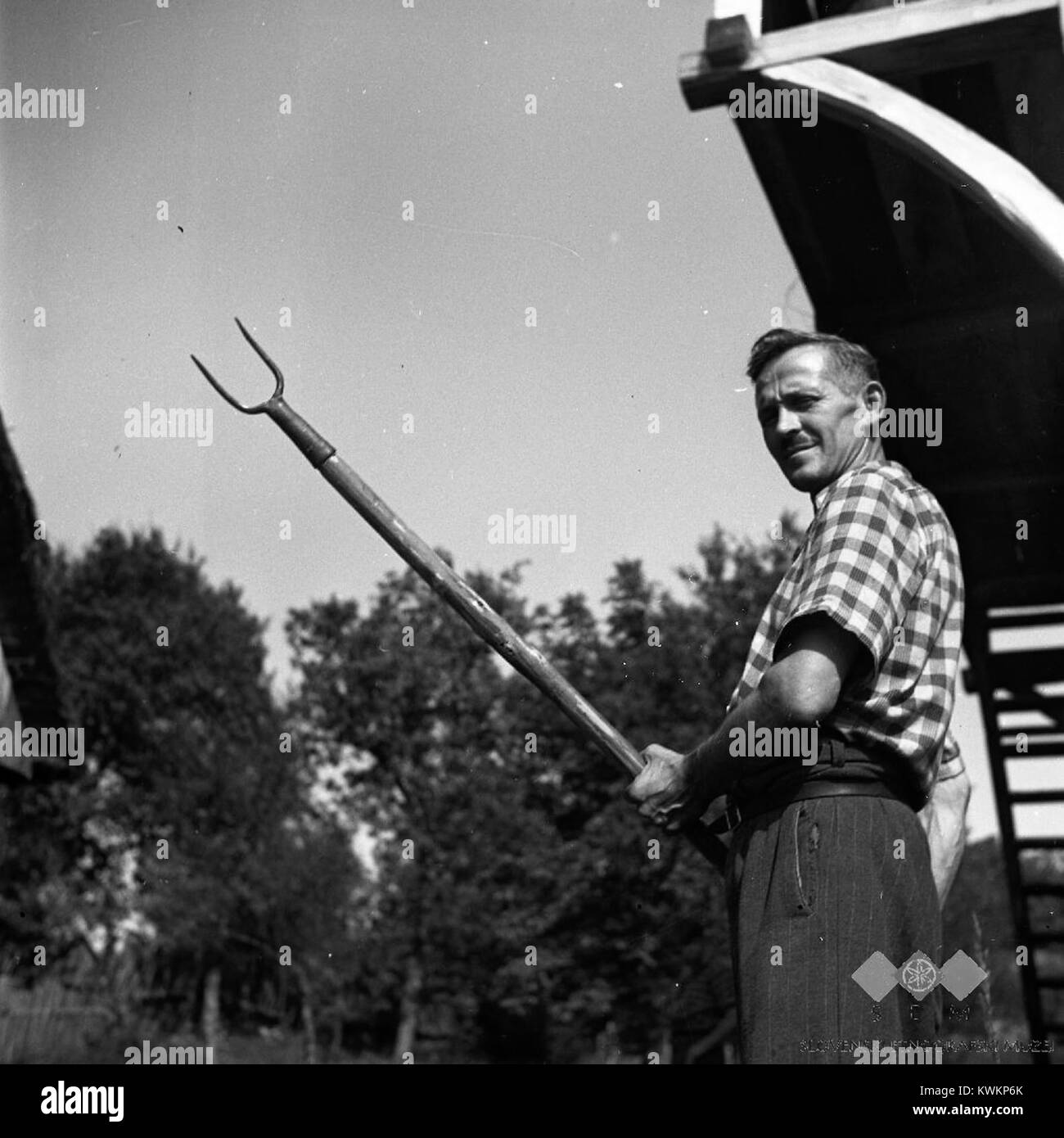 The 1956 record titled ''Podavac, Brlog'' likely represents a ...