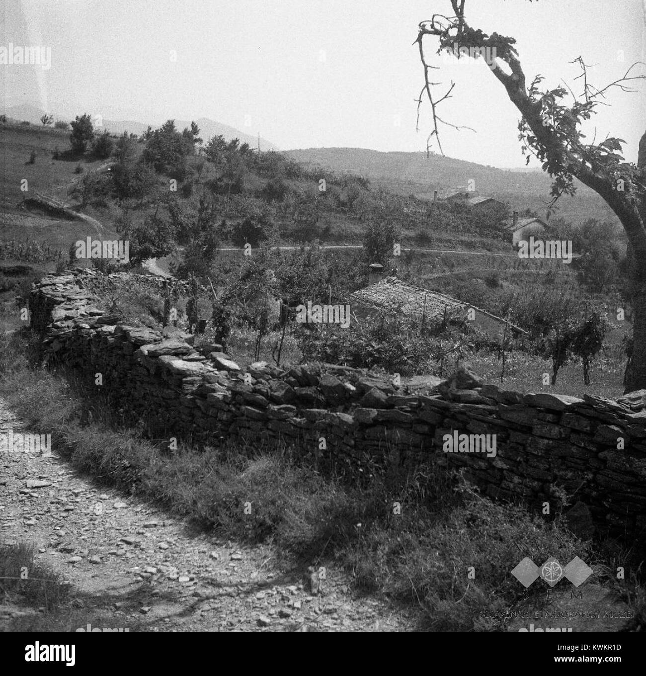 Fence construction materials Black and White Stock Photos & Images - Alamy