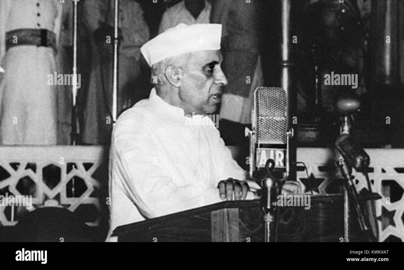 Jawaharlal Nehru gives his 'tryst with destiny' speech at Parliament ...