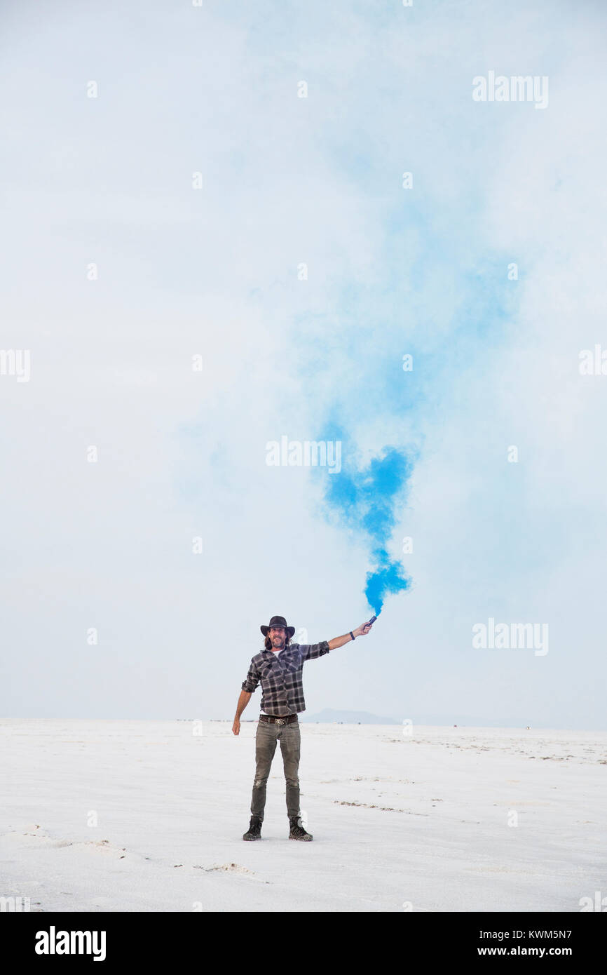 The man with bomb hi-res stock photography and images - Alamy