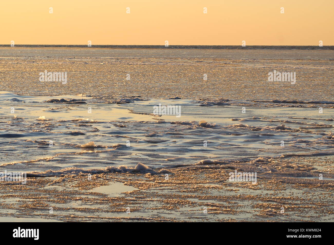 Cold winter sea ice Stock Photo - Alamy