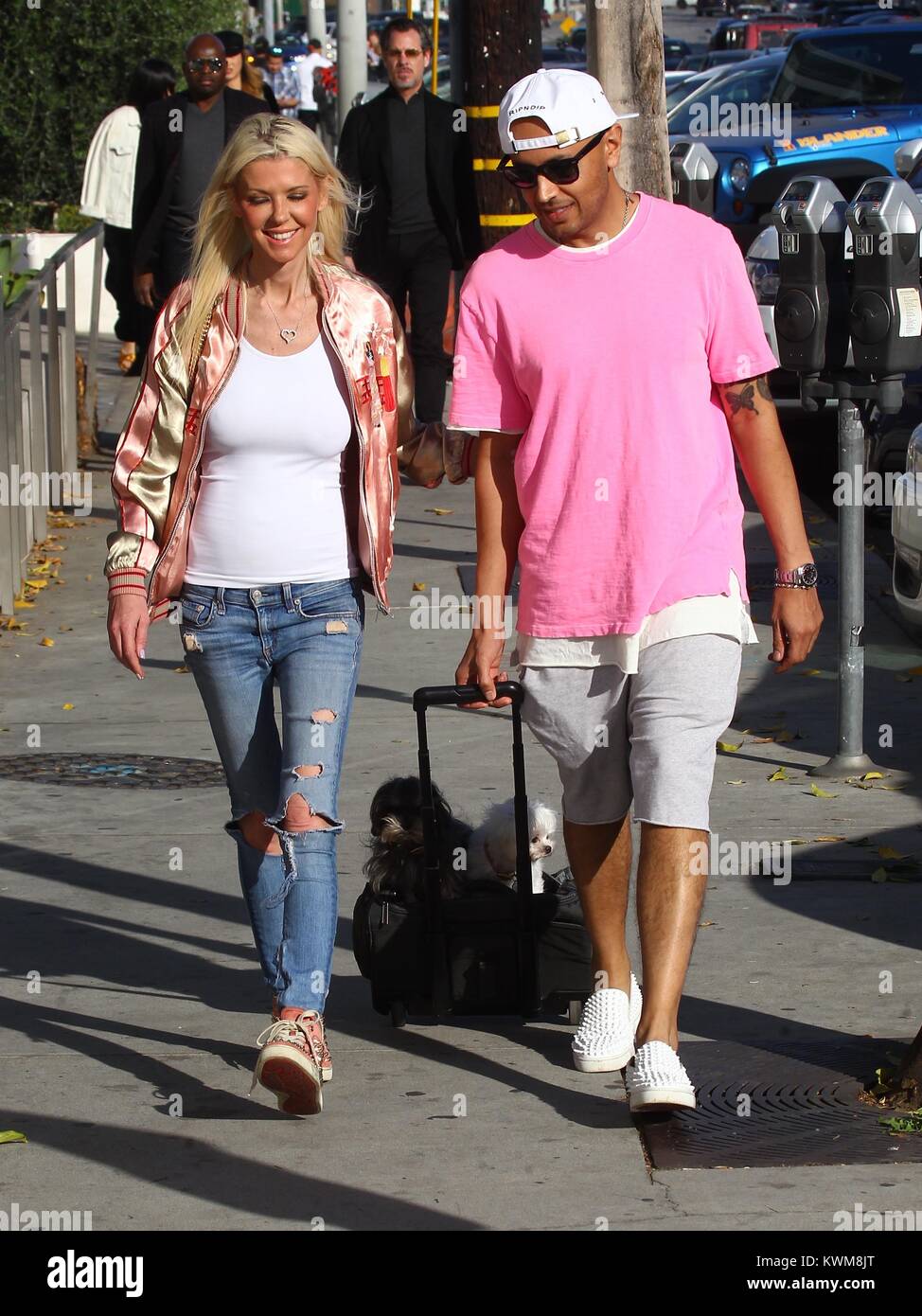 Tara Reid spotted leaving Catch restaurant holding hands with her ...
