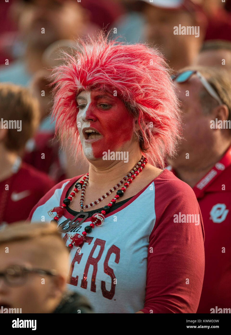 January 1, 2018 Pasadena, CA...Oklahoma Sooners fans celebrate during ...