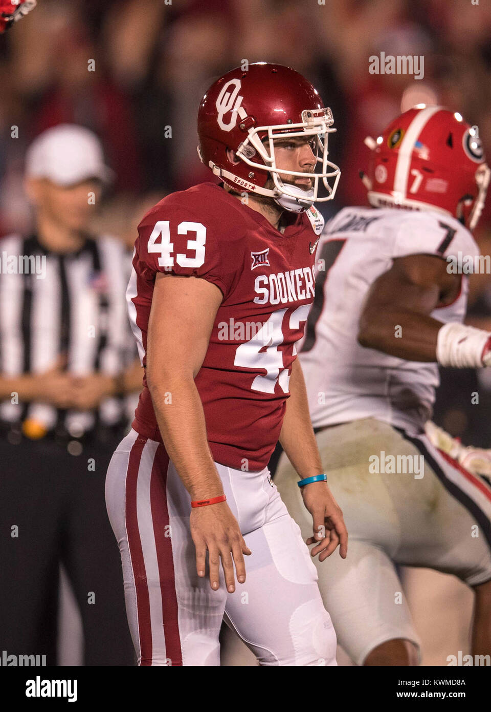 Pasadena, CA. 1st Jan, 2018. Oklahoma Sooners place kicker (43) Austin ...