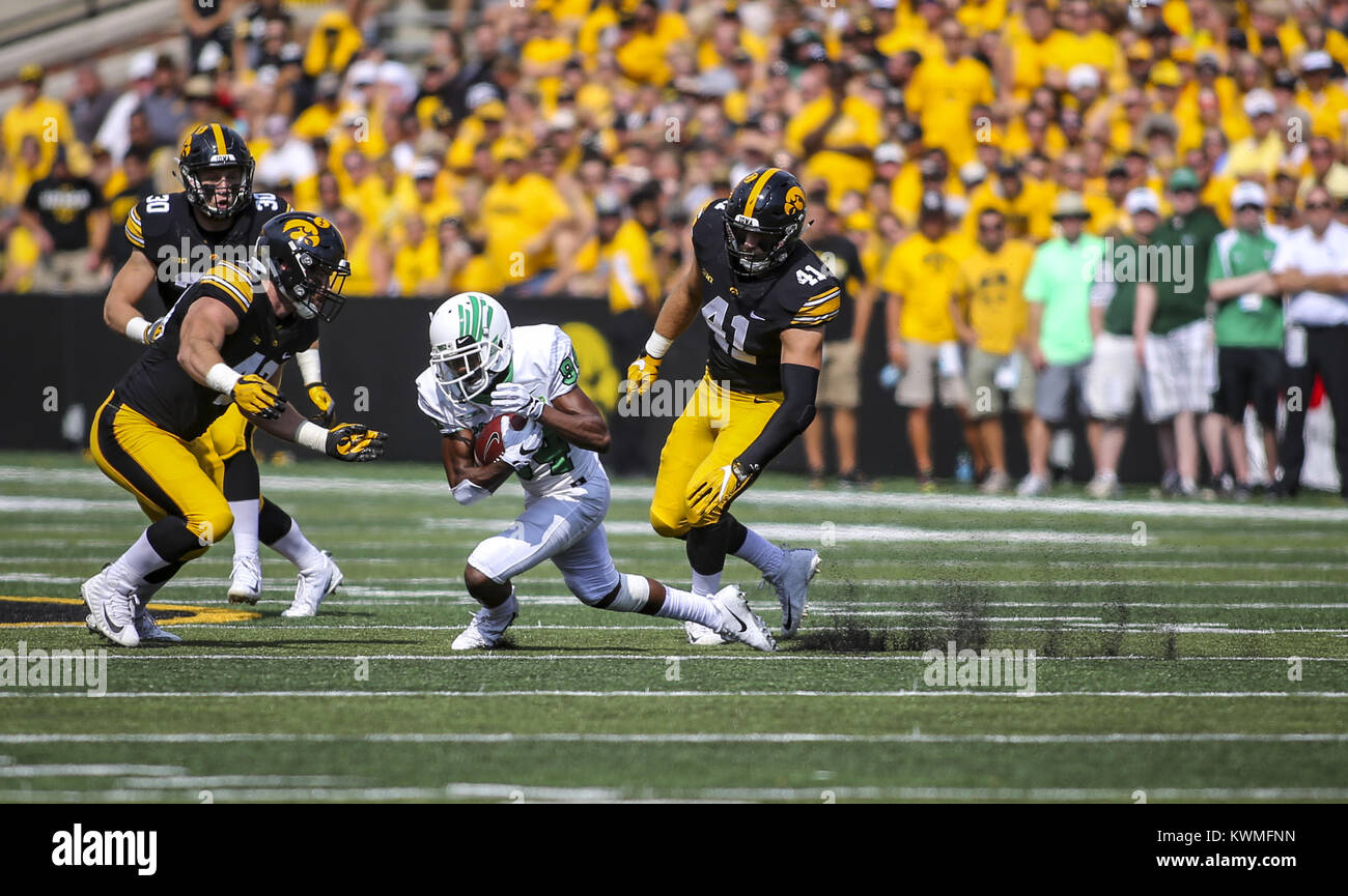 Iowa City, Iowa, USA. 16th Sep, 2017. Iowa Hawkeyes linebacker Josey ...