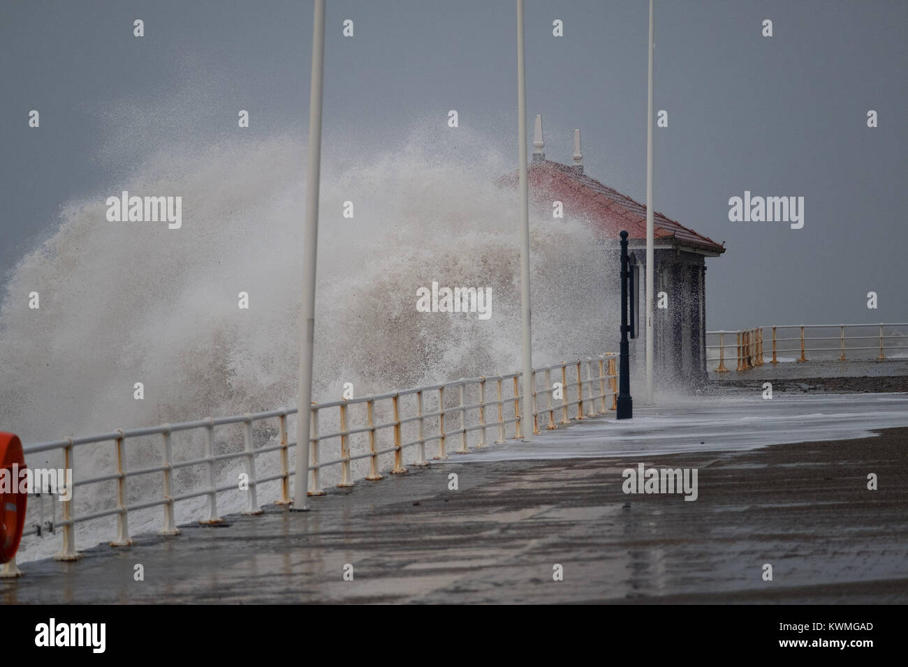 75 mph wind hi-res stock photography and images - Alamy