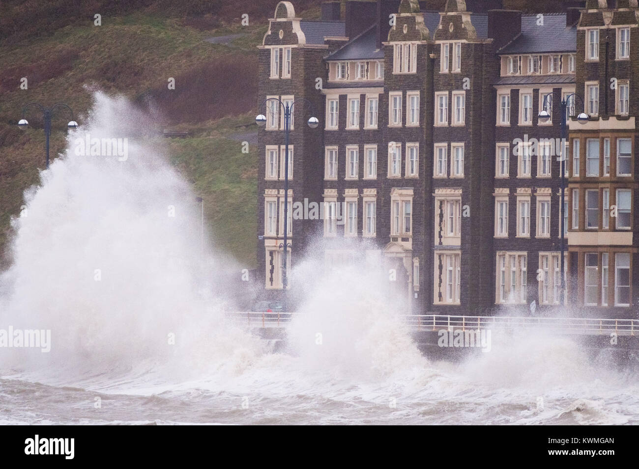 75 mph wind hi-res stock photography and images - Alamy