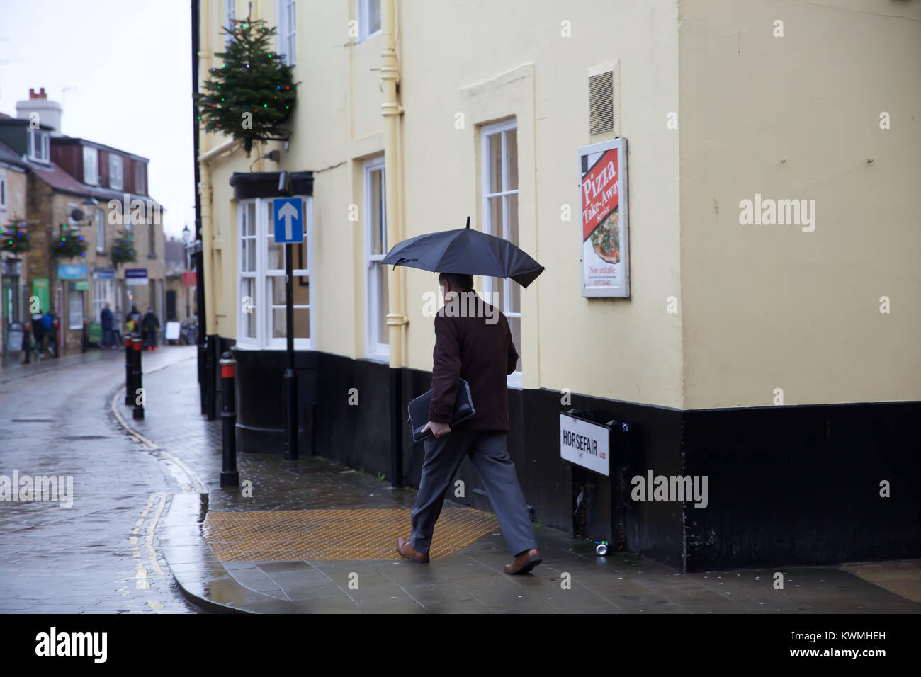 Wetherby, UK. 4th Jan, 2018. Grey and dismal on market day in Wetherby ...