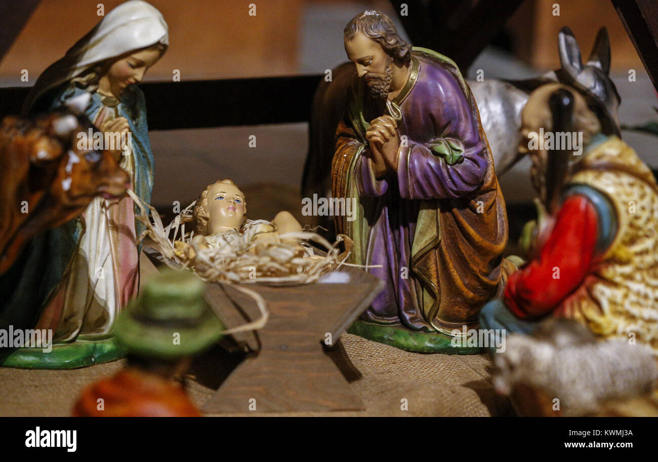 Christmas nativity scene displayed hi-res stock photography and images ...