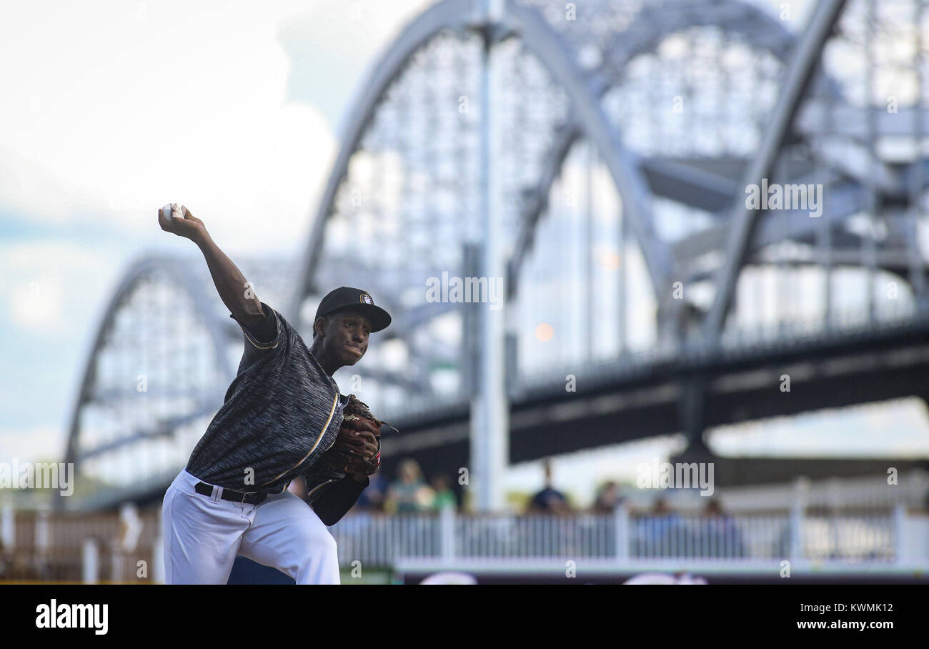 Ronel blanco hi-res stock photography and images - Alamy