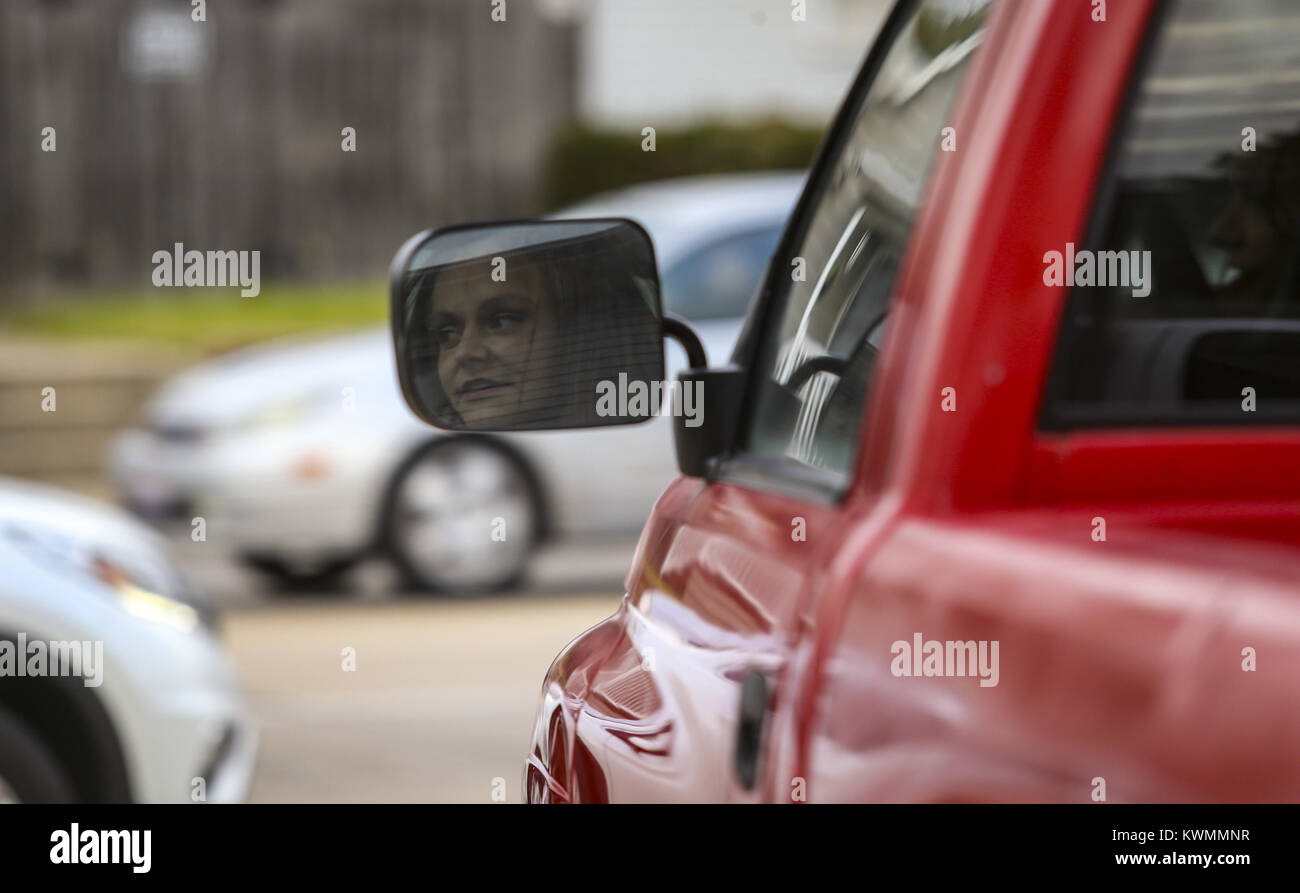 Moline, Iowa, USA. 6th Nov, 2017. Courtney Groharing of Moline pulls ...