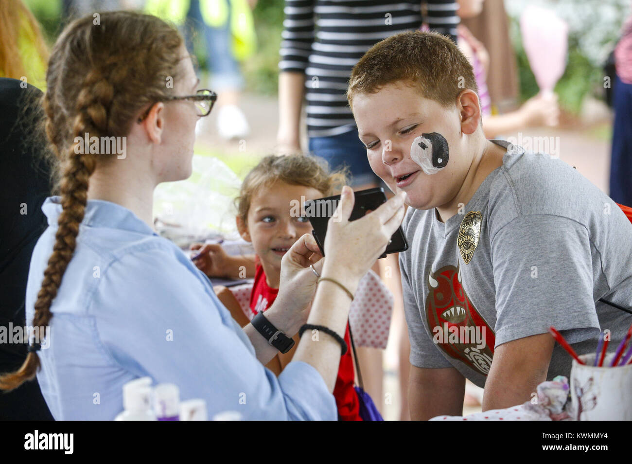 Davenport, Iowa, USA. 20th Aug, 2016. Nathan Schell, 10, of Davenport ...
