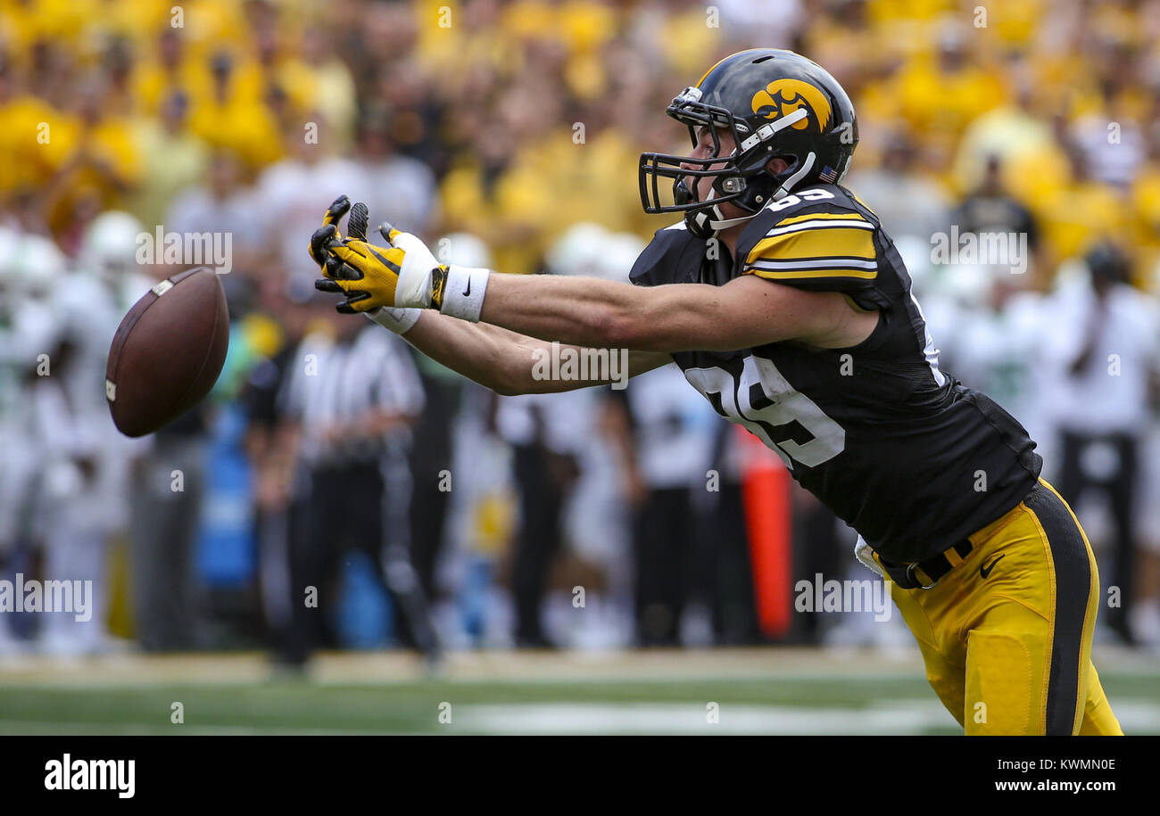 Iowa City, Iowa, USA. 16th Sep, 2017. Iowa Hawkeyes wide receiver Matt ...
