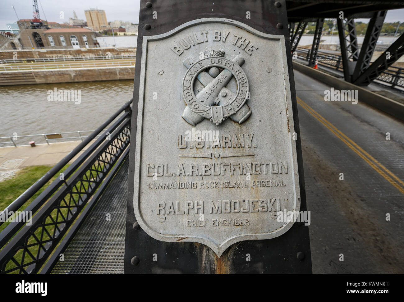 Davenport, Iowa, USA. 12th Oct, 2016. A plaque on the Government Bridge ...