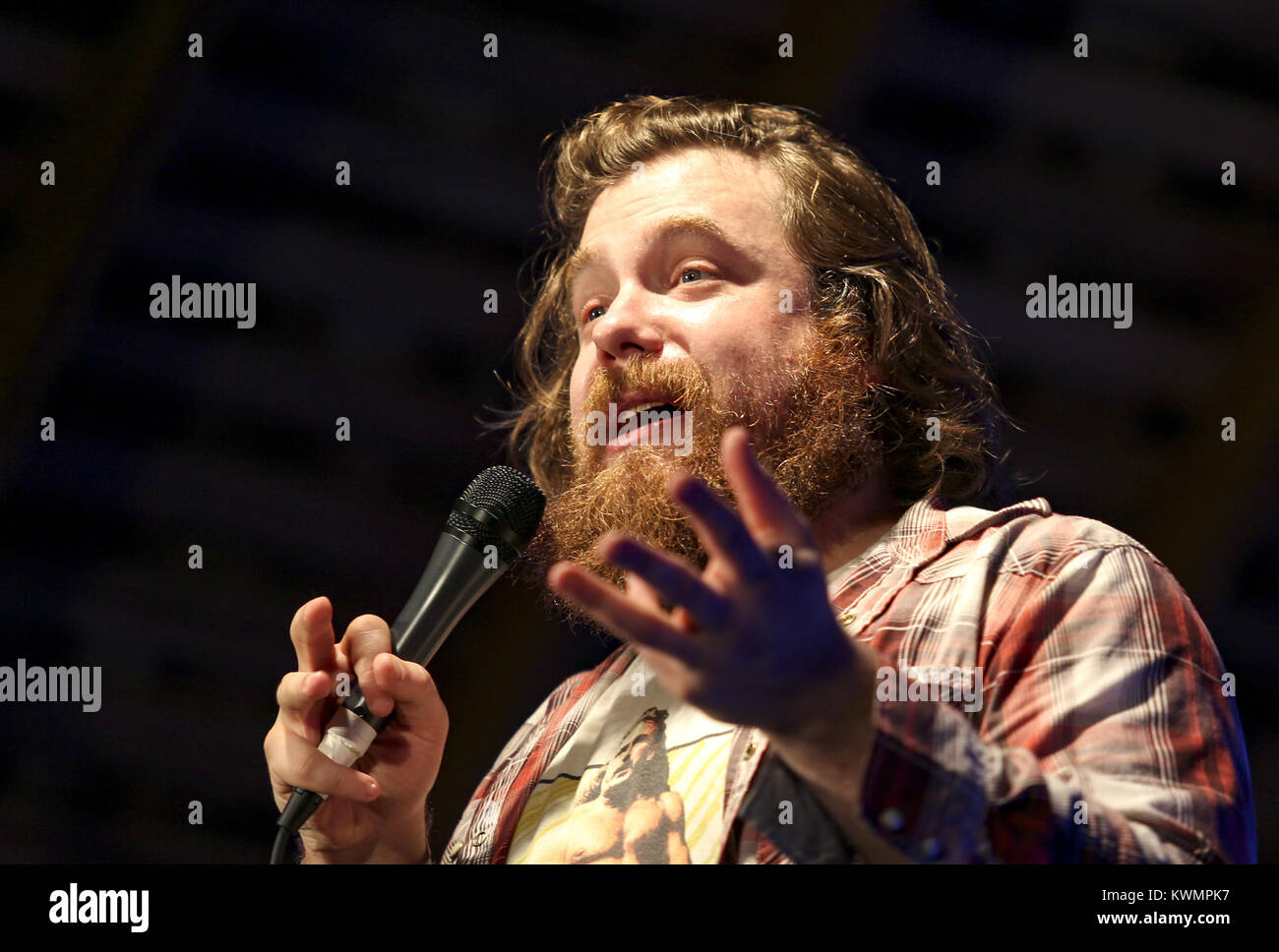 Maquoketa, Iowa, USA. 26th May, 2017. Comedian Dan St. Germain performs ...