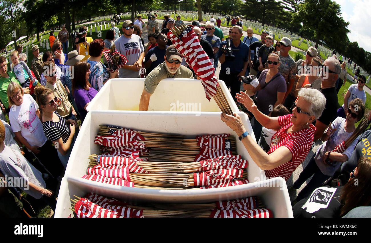 Thursday island cemetery hi-res stock photography and images - Alamy