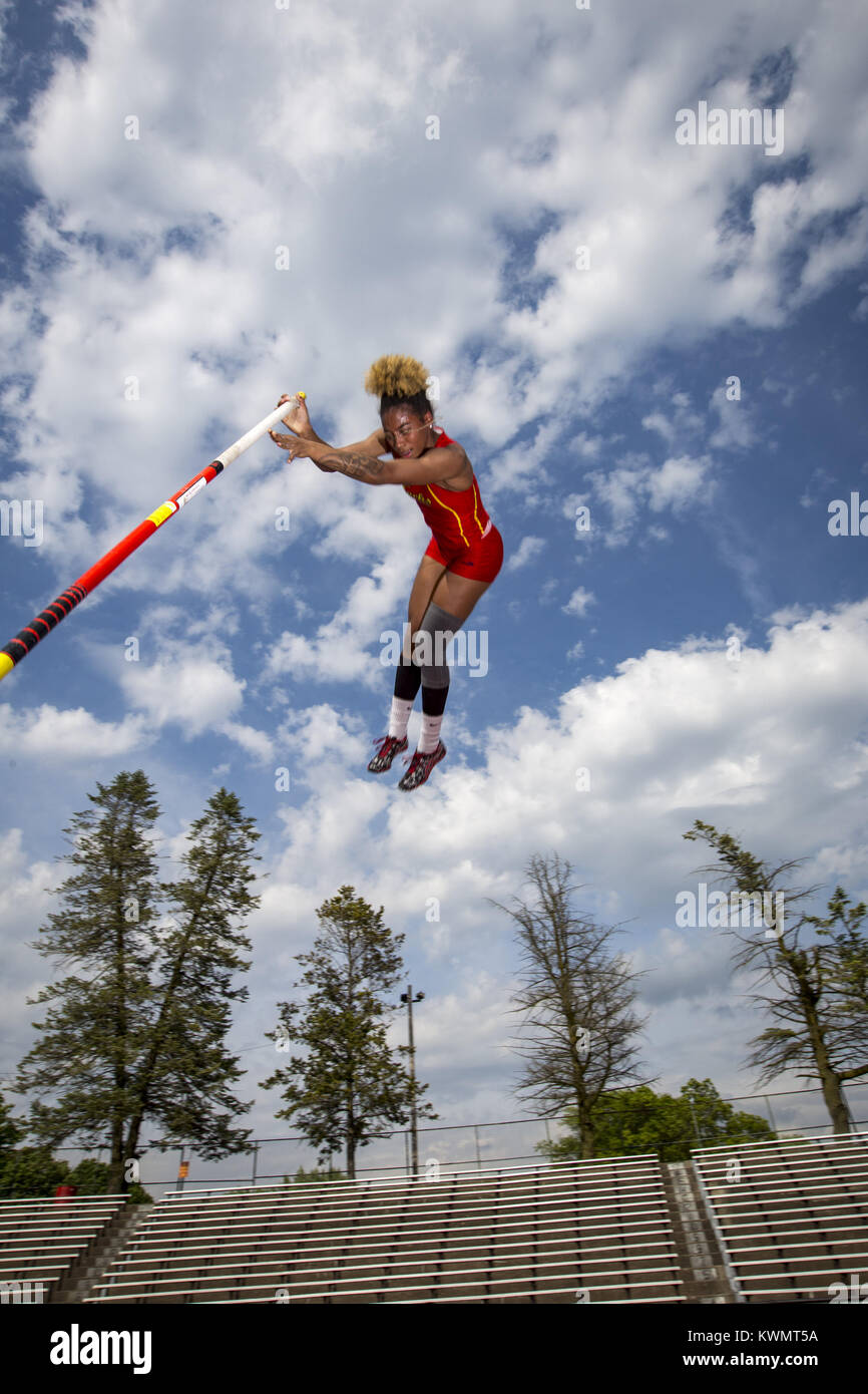 Pole Vaulters High Resolution Stock Photography and Images - Alamy