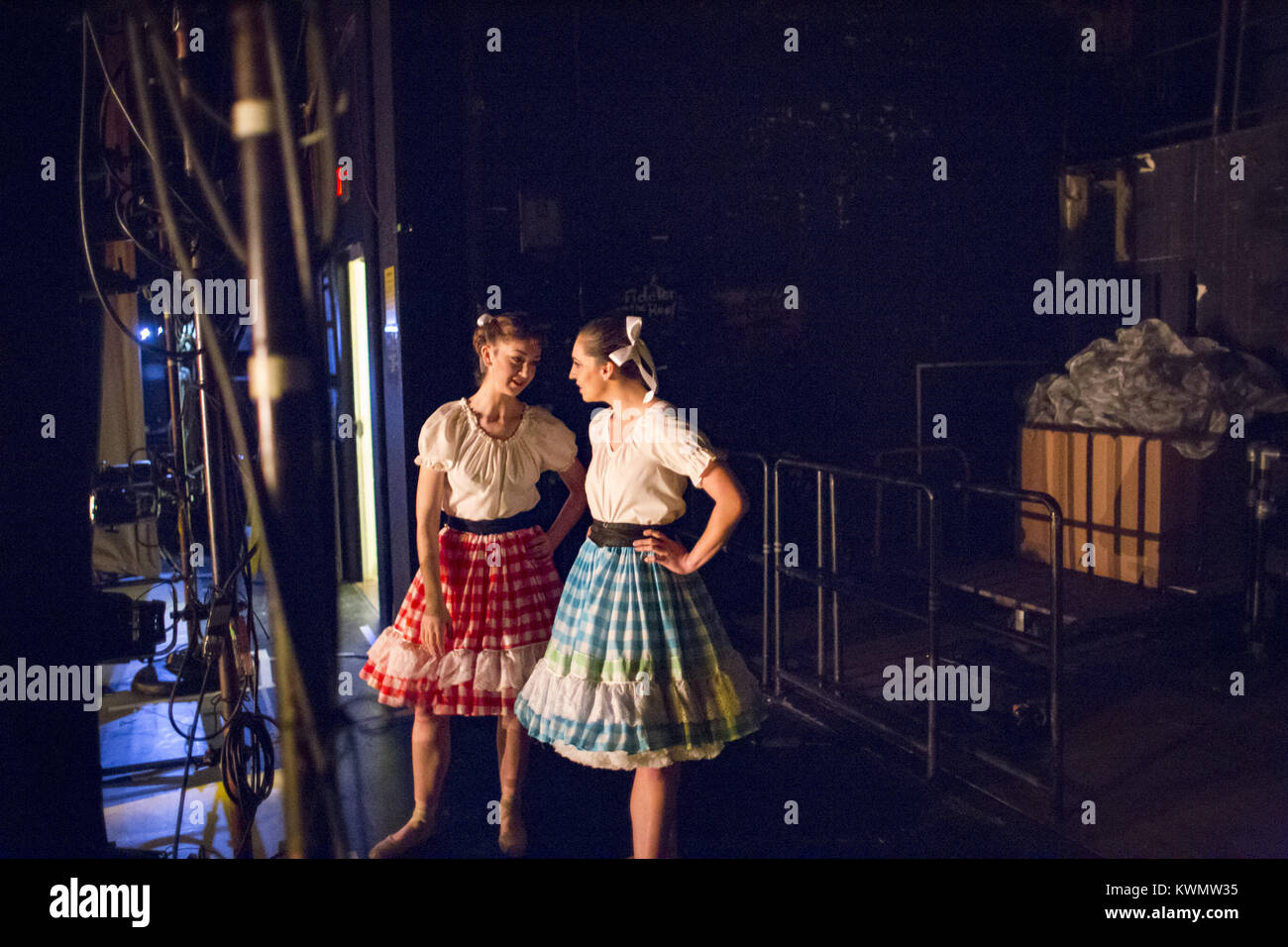 Davenport, Iowa, USA. 1st Apr, 2017. Ballet Quad-Cities dancers Lauren ...