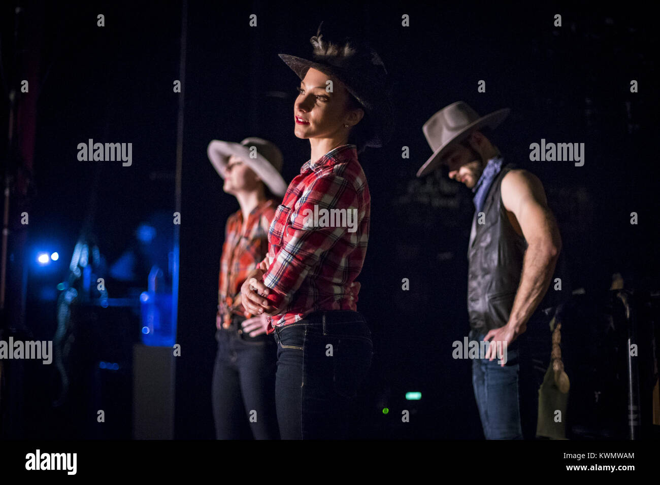 Davenport, Iowa, USA. 1st Apr, 2017. Ballet Quad-Cities dancer Emily ...