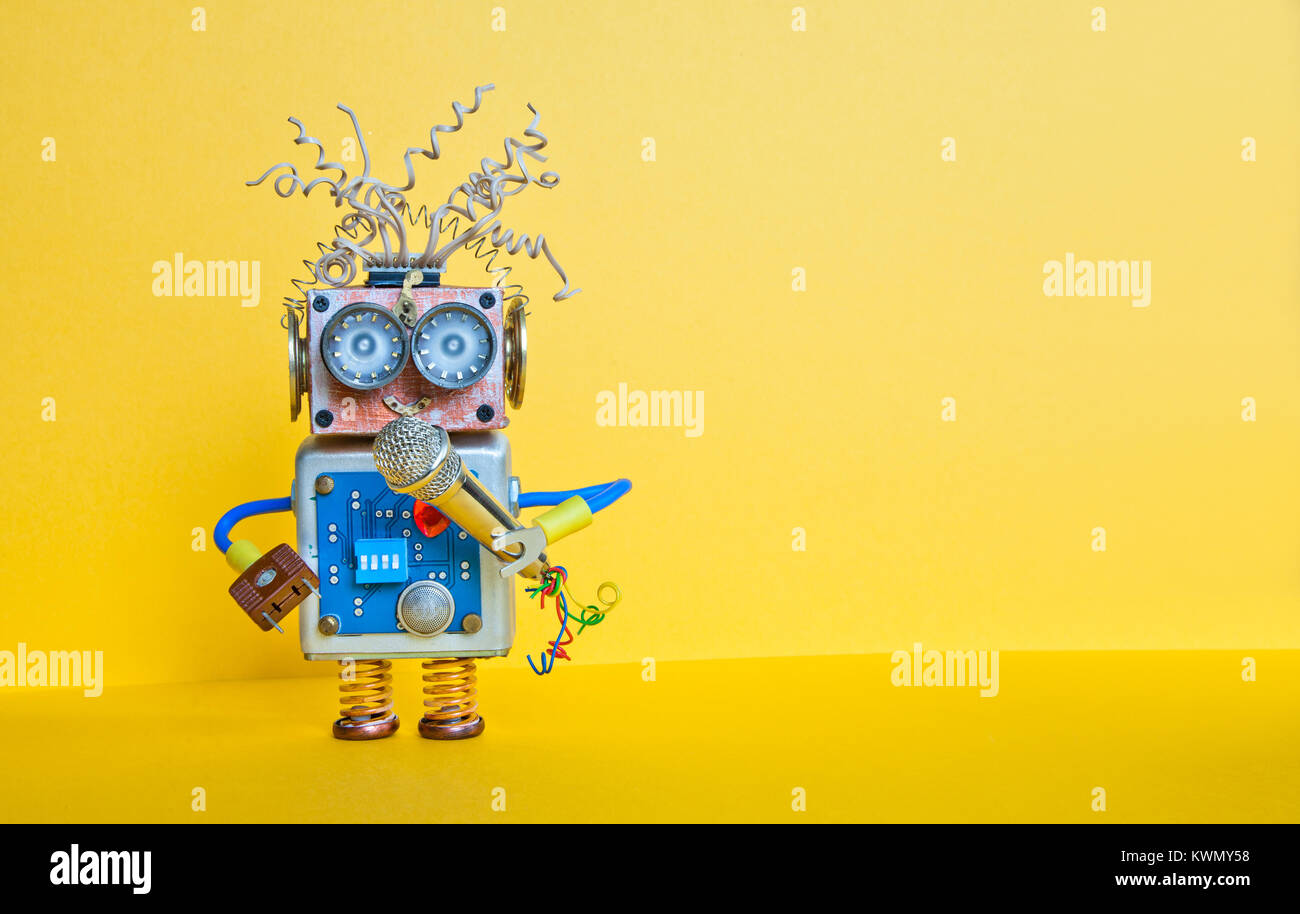 Robot speaker hi-res stock photography and images - Alamy
