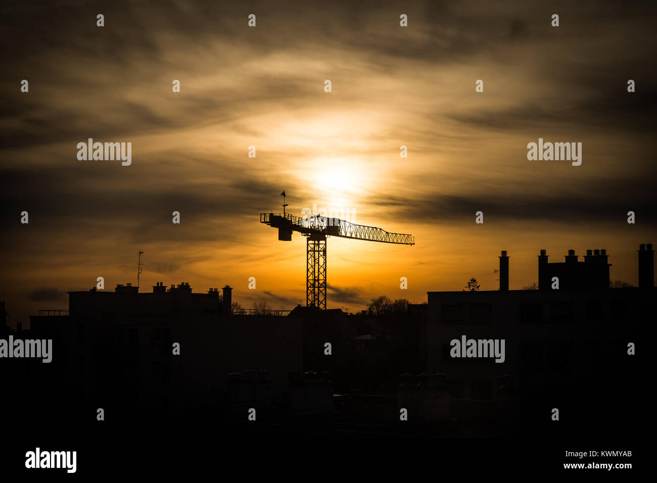Crane rising into the sky hi-res stock photography and images - Alamy