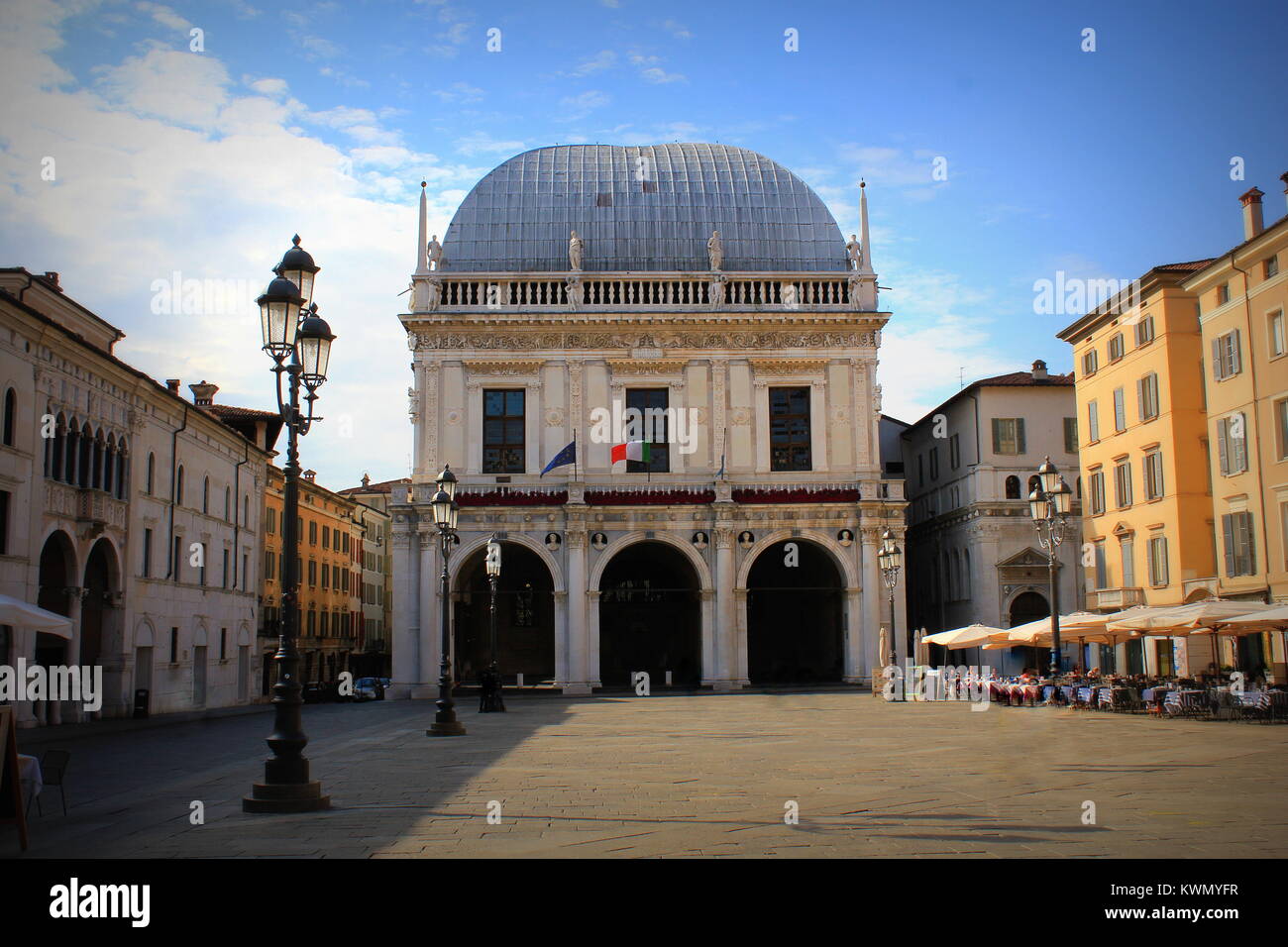 Palazzo della logia hi-res stock photography and images - Alamy