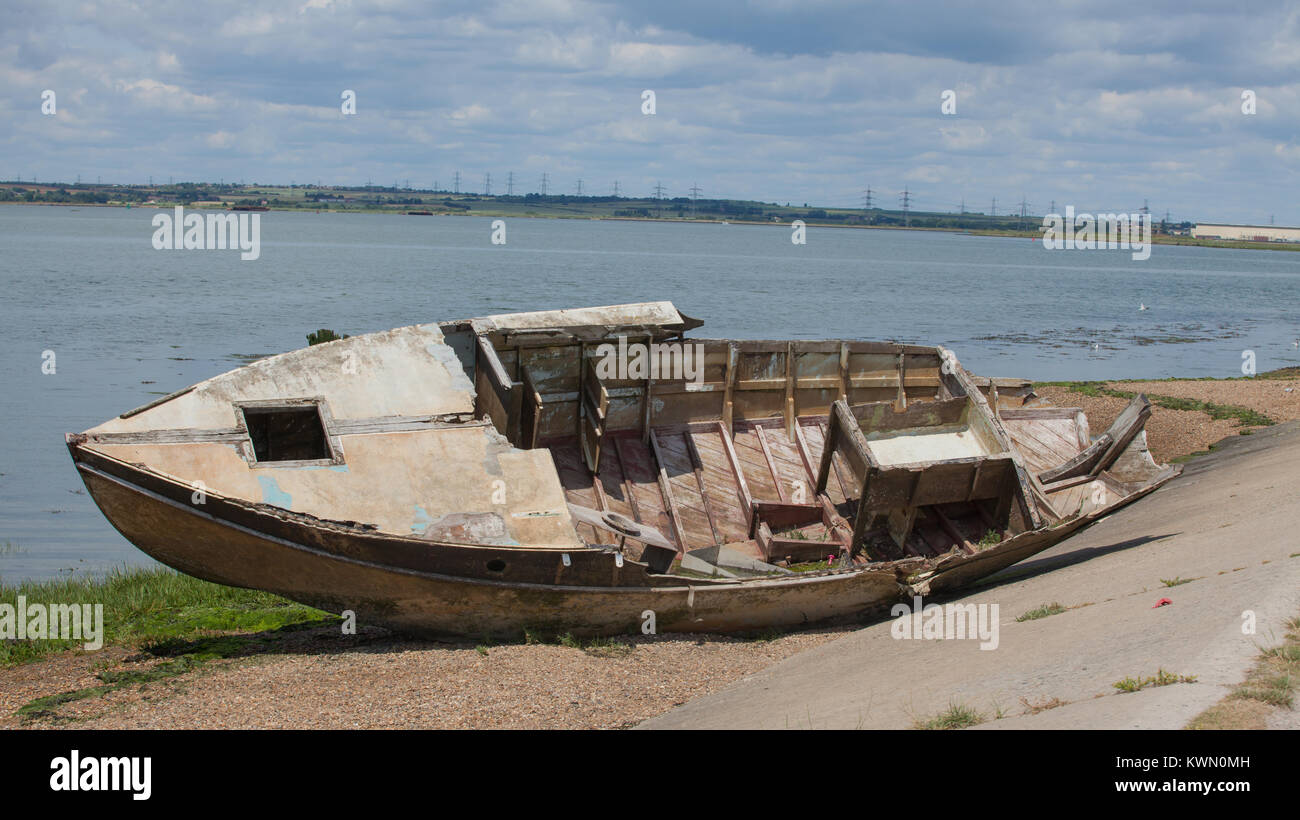 High and dry boat hi-res stock photography and images - Alamy
