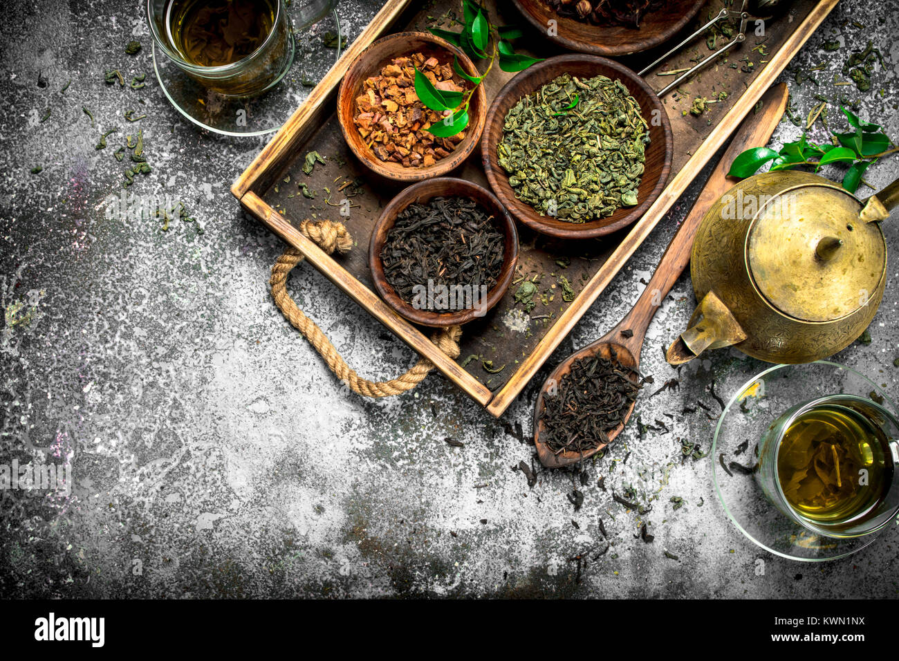 Fragrant Chinese tea. On a rustic background Stock Photo - Alamy