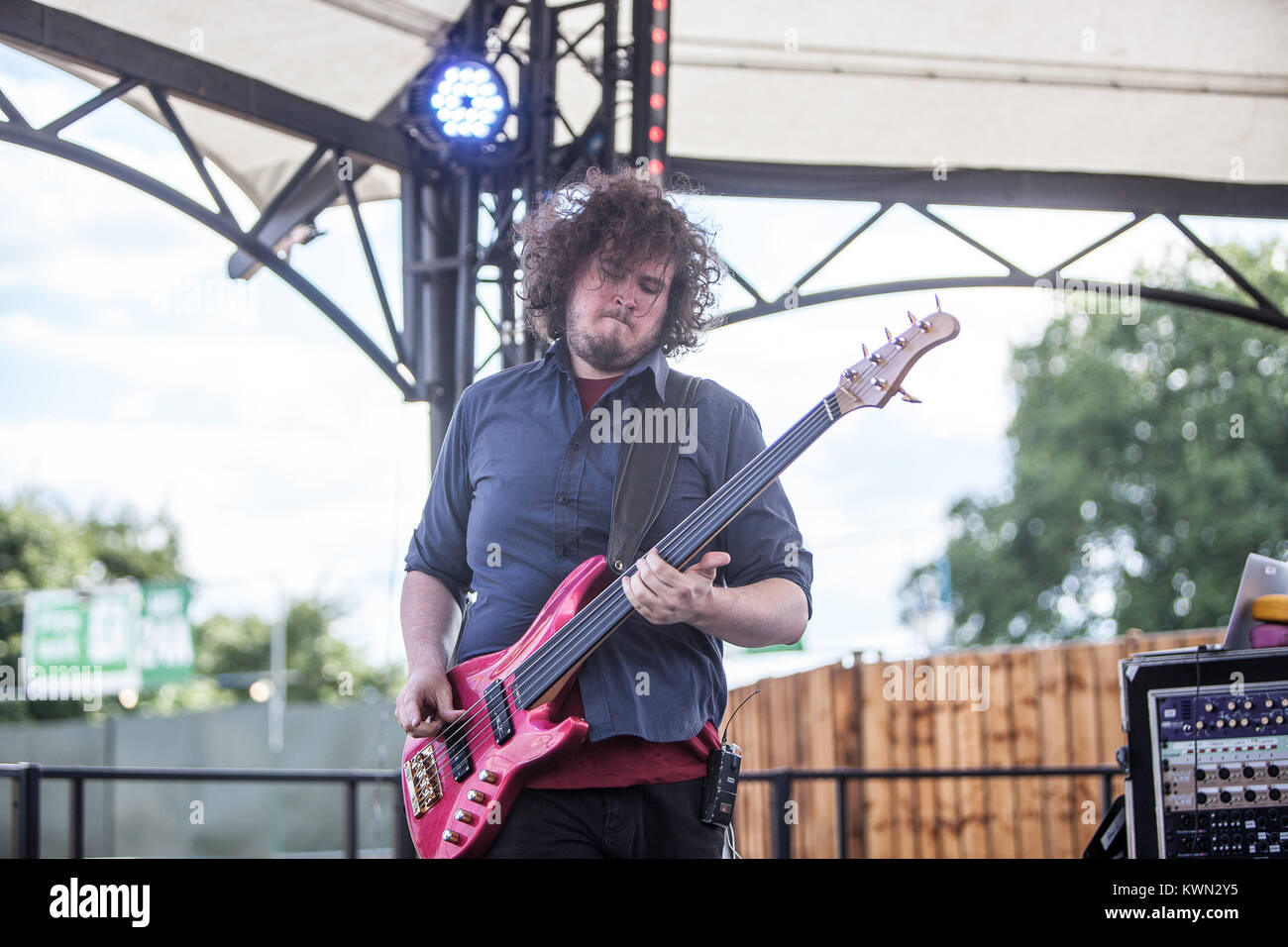 Wheatus band hi-res stock photography and images - Alamy