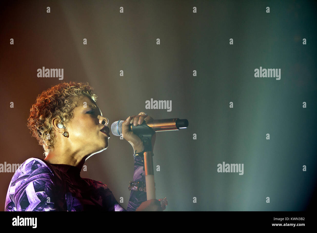 Kelis hi-res stock photography and images - Alamy
