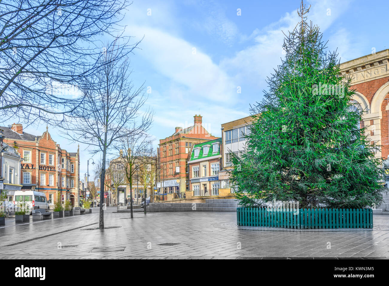 Royal hotel in kettering hi-res stock photography and images - Alamy