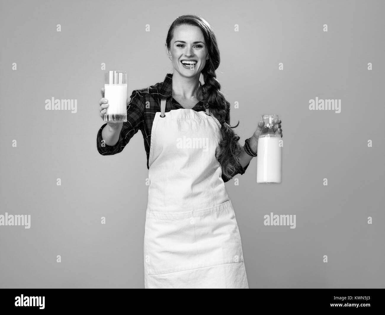 Healthy food to your table. Portrait of smiling modern woman cook ...