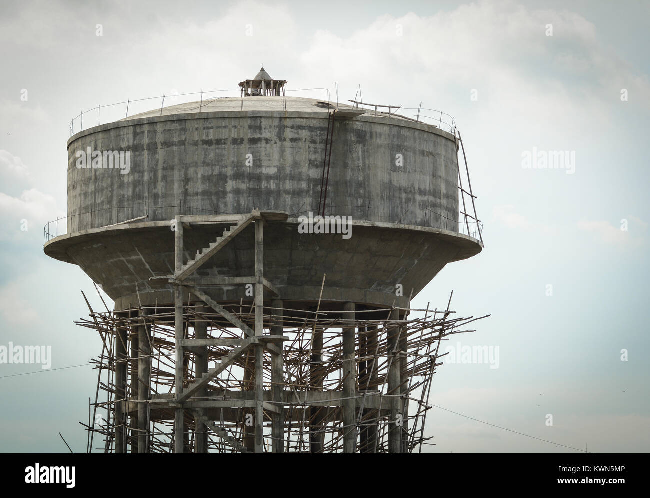 Water tower under construction in Bodh Gaya, India Stock Photo - Alamy